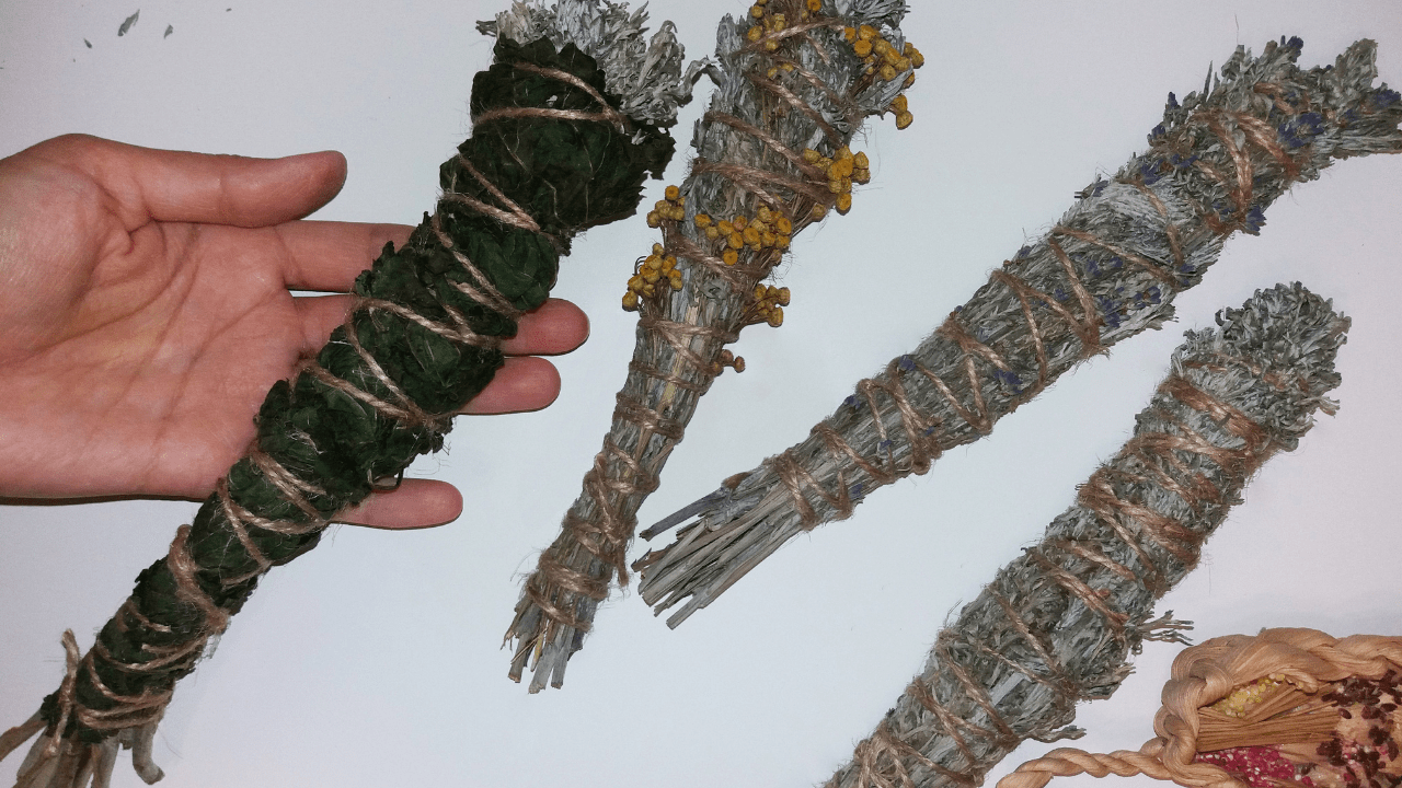 How To Cleanse Your House With Sage Smudging Ritual