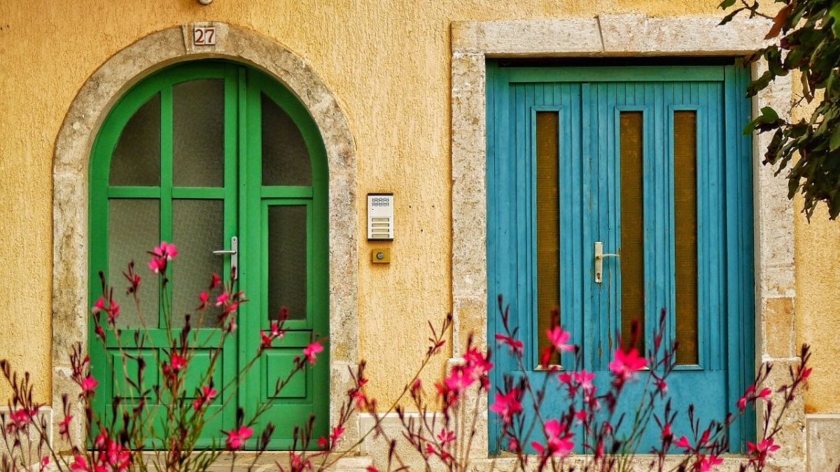 13 Powerful Feng Shui Cures To Deal With Bad Neighbors
