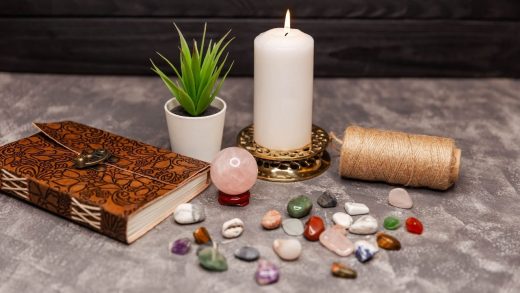 11 Crystals For Protection: Benefits | How To Use Guide